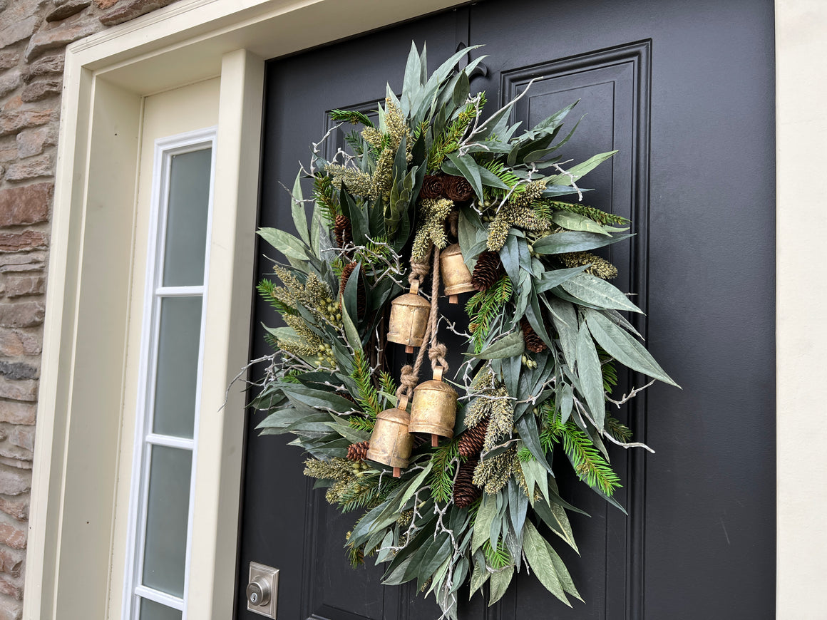 Christmas Bells Winter Oval Wreath | TwoInspireYou